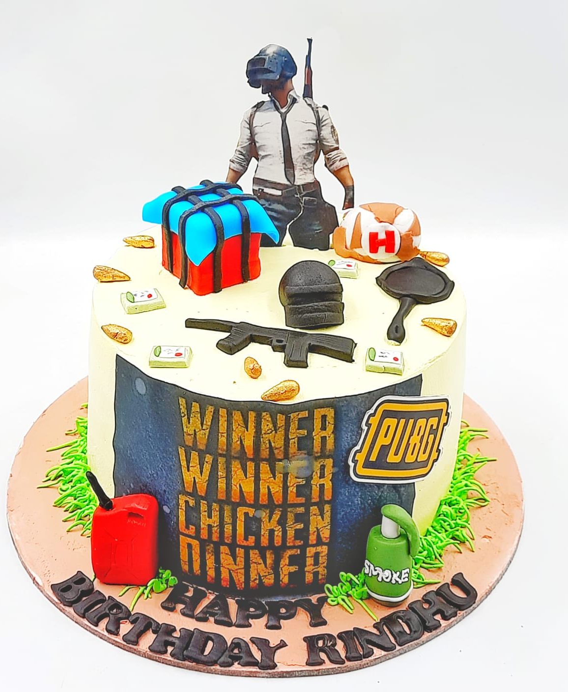 Pub-G theme Cake 1