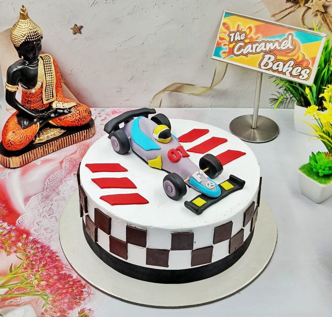 F1-Racer Theme cake 1